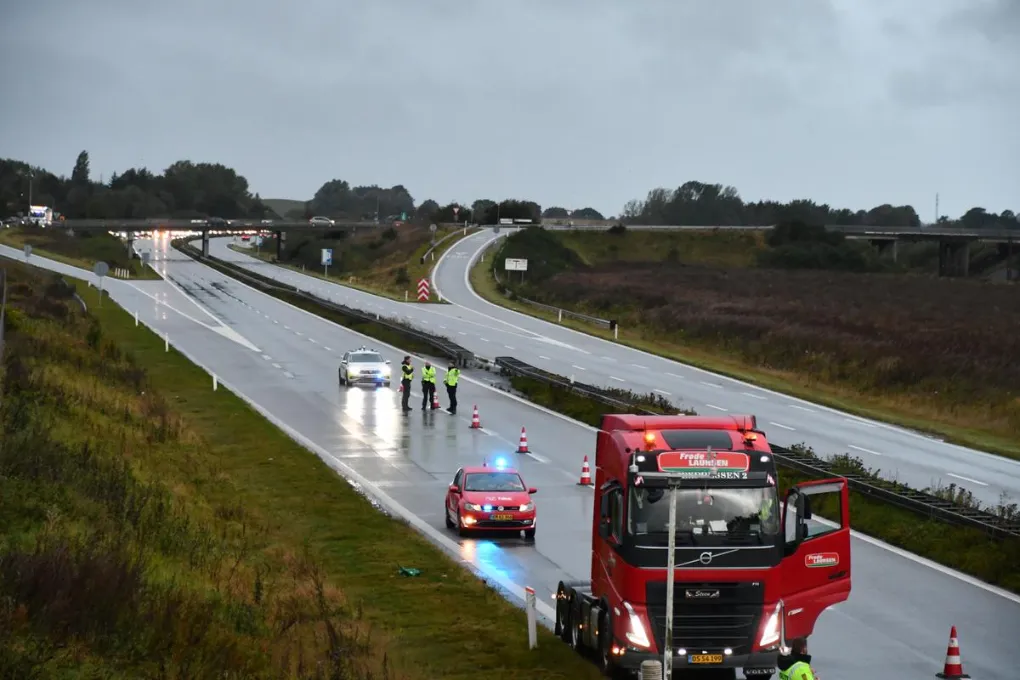 Motorvej spærres i 16 timer for at nedrive motorvejsbro - Avisen.dk