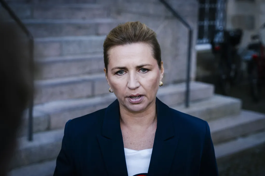 Mette Frederiksen: Der er hybridkrig på dansk grund - Avisen.dk