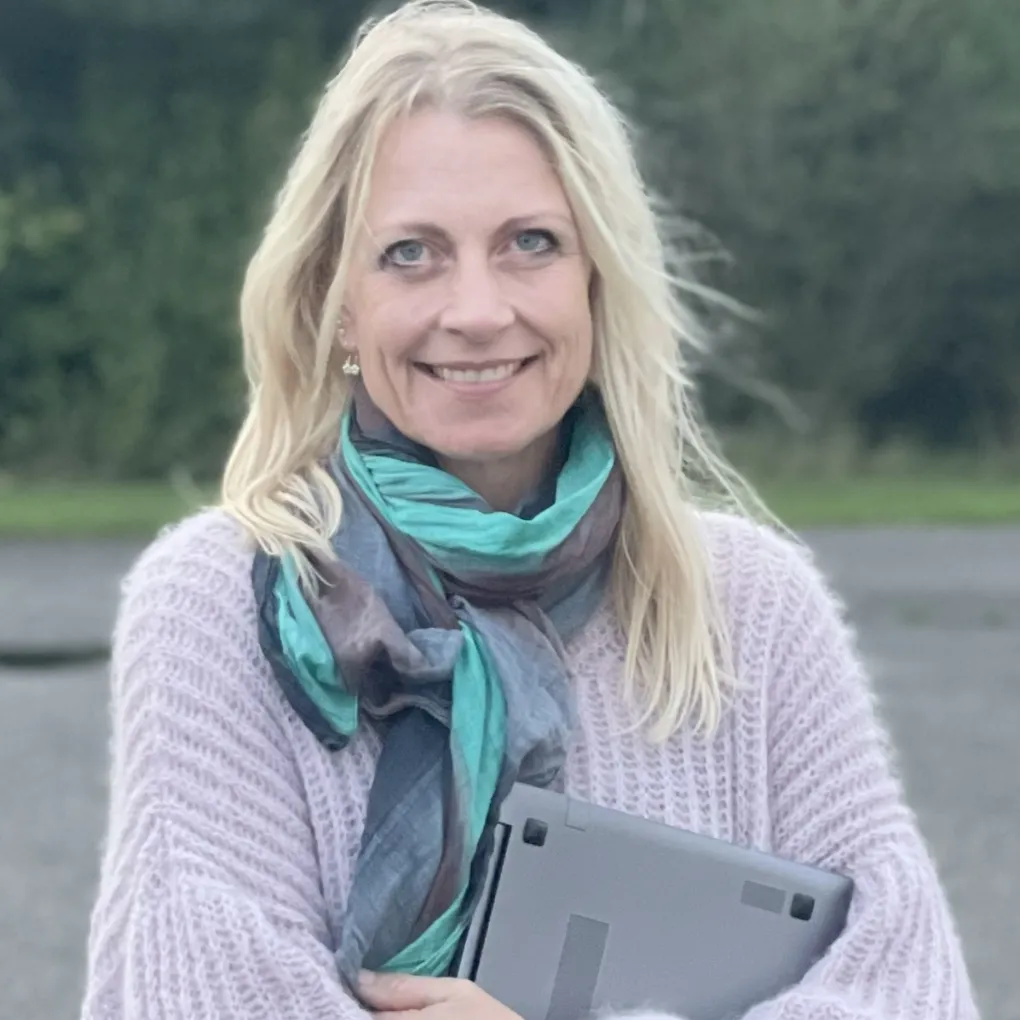 Skuespiller David Dencik er blevet skilt efter 13 års ægteskab - Avisen.dk