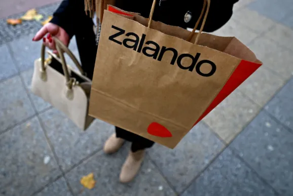 Zalando lukker logistikcenter i Tyskland med 2700 ansatte - Avisen.dk