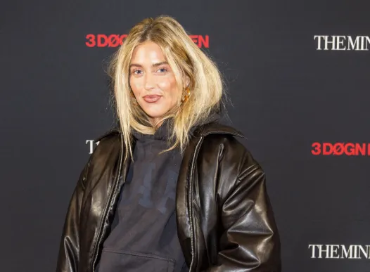 Emili Sindlev fejrer sommerstemningen i storbyen - Avisen.dk
