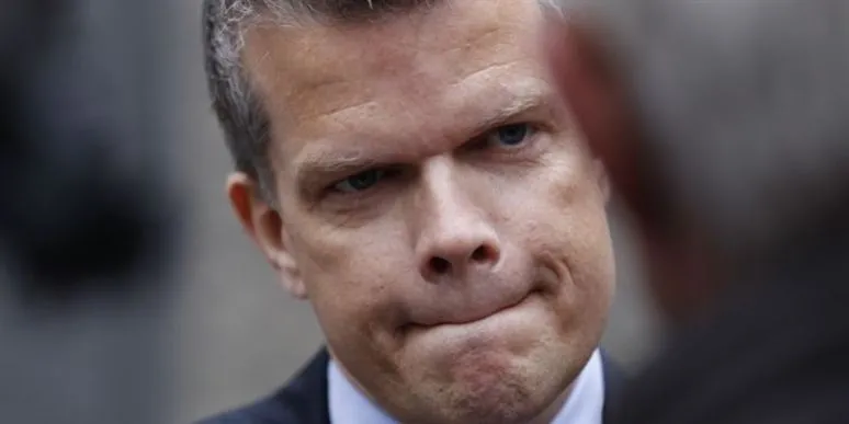 Endnu en DSB-direktør fyret - Avisen.dk